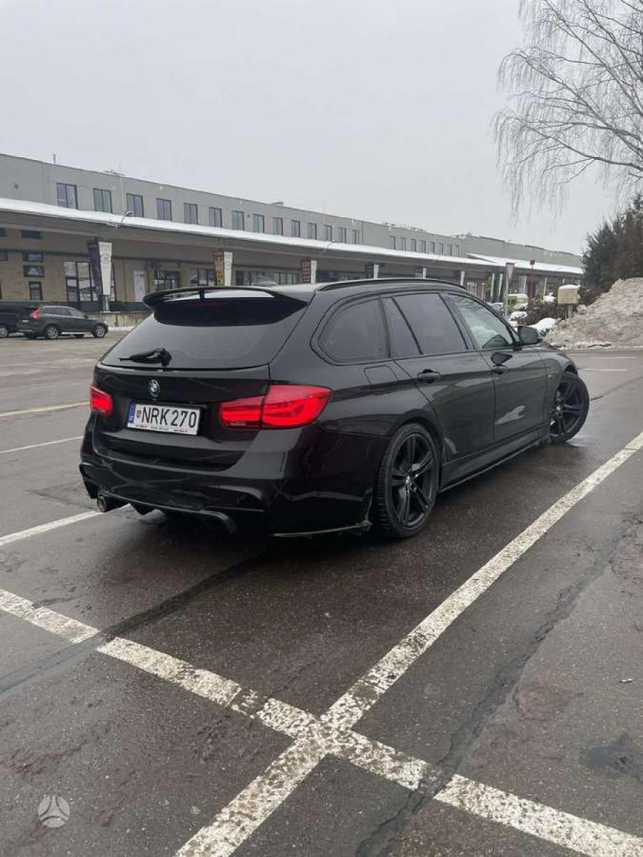 Melns BMW 320 2013 Kauņa, ar dzinēja tilpumu 2.00 L un nobraukumu 380 tūkst. km par 8700 €, foto 5 vietnē AUTOMOTO.COM.LV