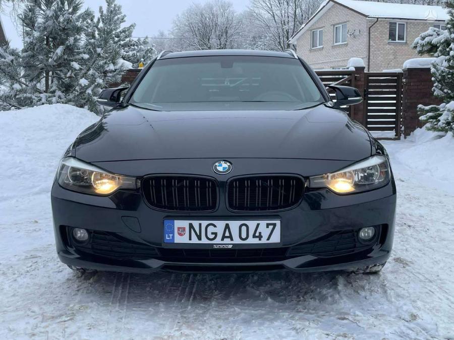 Black BMW 320 2013 in Kaunas, with an engine capacity of 2.00 L and mileage of 251 thousand km for 6500 €, photo 4 on AUTOMOTO.COM.LV
