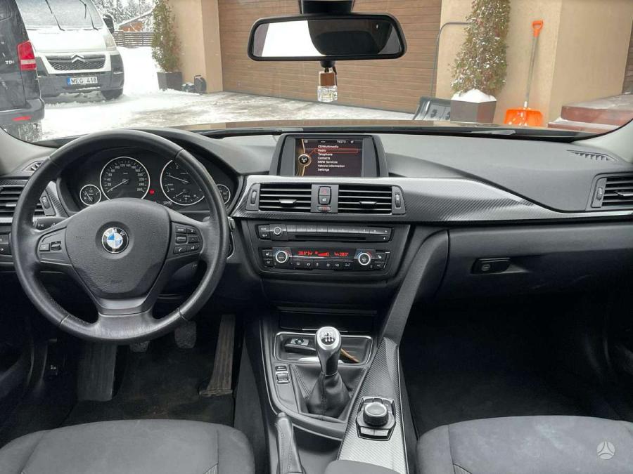 Black BMW 320 2013 in Kaunas, with an engine capacity of 2.00 L and mileage of 251 thousand km for 6500 €, photo 11 on AUTOMOTO.COM.LV