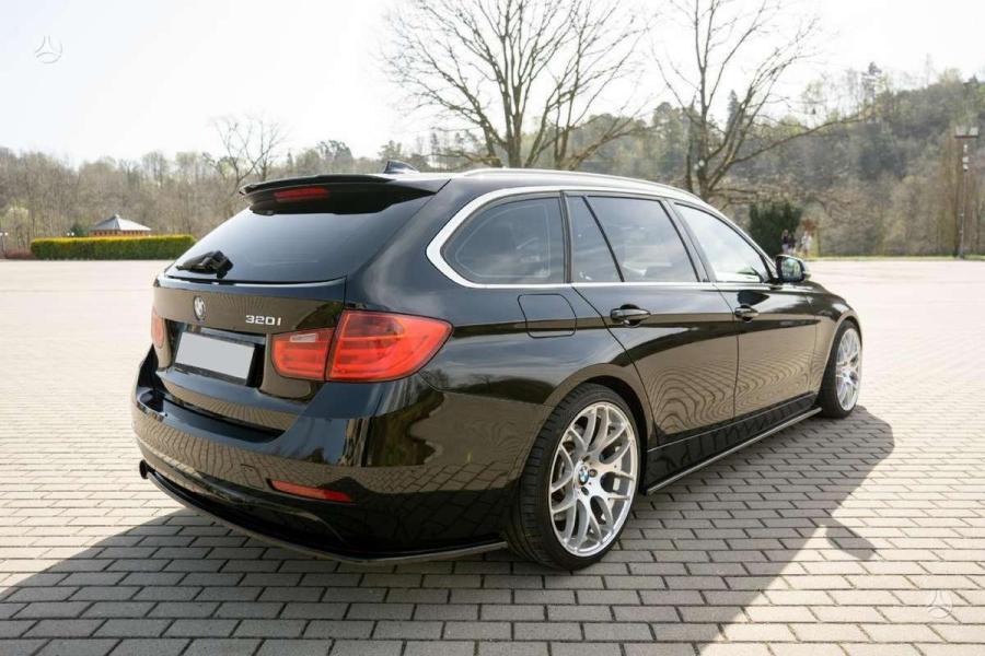 Black BMW 320 2013 in Vilnius, with an engine capacity of 2.00 L and mileage of 290 thousand km for 6999 €, photo 3 on AUTOMOTO.COM.LV