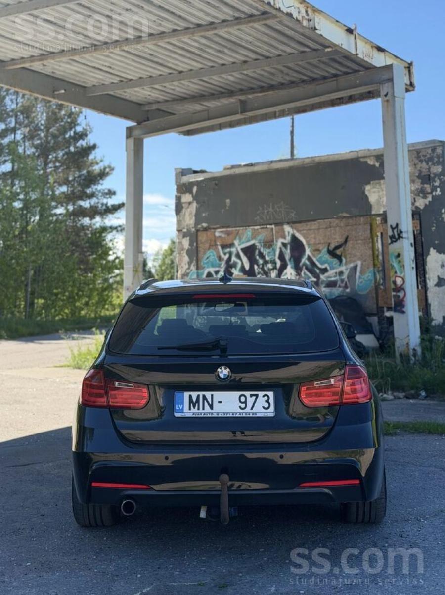 Black BMW 320 2013 in Riga, with an engine capacity of 2.00 L and mileage of 265 thousand km for 9150 €, photo 5 on AUTOMOTO.COM.LV