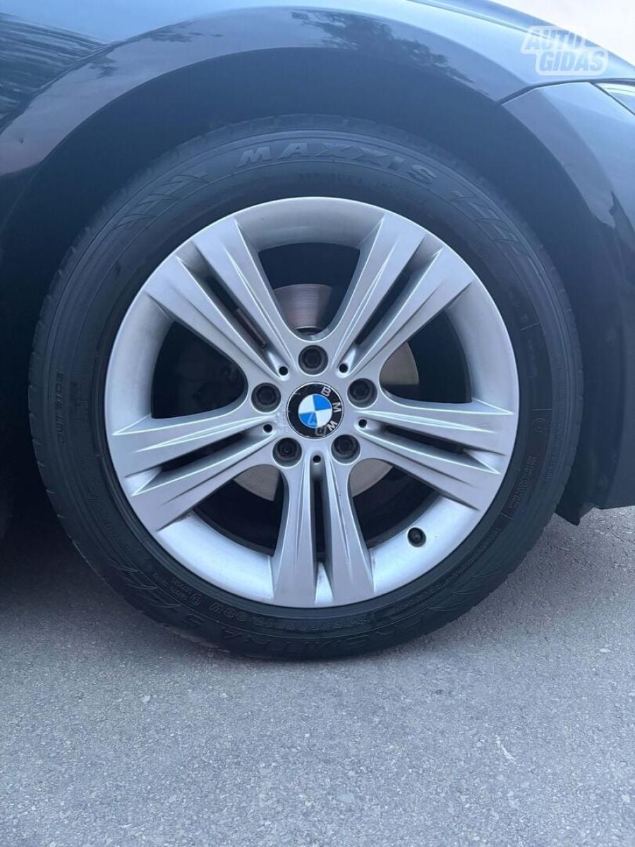 Black BMW 320 2013 in Siauliai, with an engine capacity of 2.00 L and mileage of 332 thousand km for 6550 €, photo 9 on AUTOMOTO.COM.LV