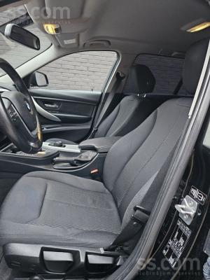 Melns BMW 320 2013 Cēsis, ar dzinēja tilpumu 2.00 L un nobraukumu 243 tūkst. km par 9000 €, foto 13 vietnē AUTOMOTO.COM.LV