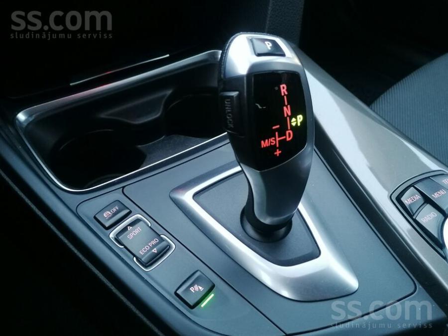 Melns BMW 320 2013 Valmiera, ar dzinēja tilpumu 2.00 L un nobraukumu 323 tūkst. km par 6750 €, foto 17 vietnē AUTOMOTO.COM.LV