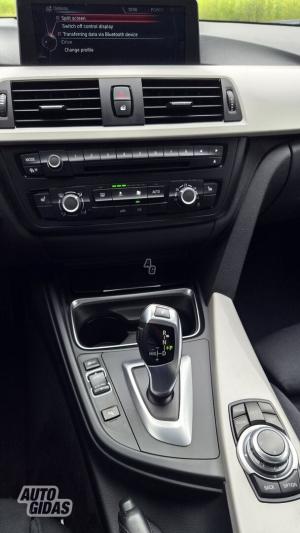 Black BMW 320 2013 in Kaunas, with an engine capacity of 2.00 L and mileage of 340 thousand km for 6650 €, photo 17 on AUTOMOTO.COM.LV