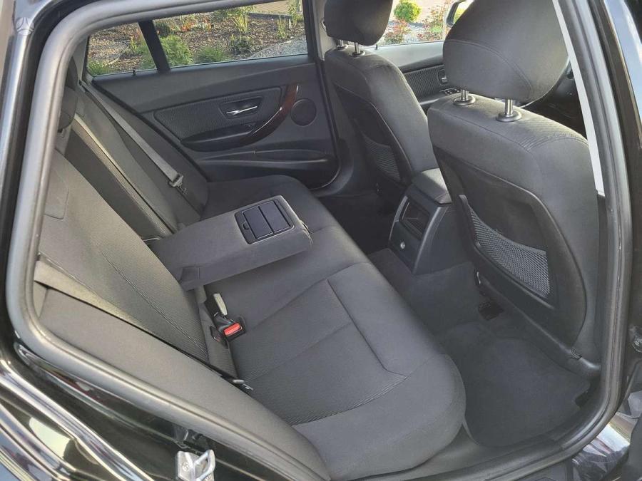 Melns BMW 320 2013 Viļņa, ar dzinēja tilpumu 2.00 L un nobraukumu 143 tūkst. km par 7999 €, foto 18 vietnē AUTOMOTO.COM.LV