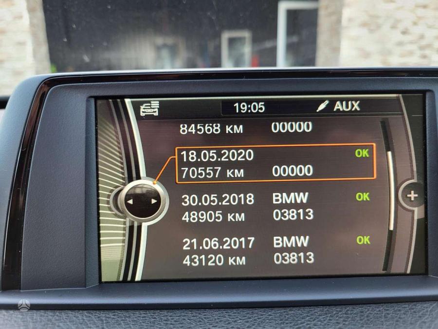 Melns BMW 320 2013 Viļņa, ar dzinēja tilpumu 2.00 L un nobraukumu 143 tūkst. km par 7999 €, foto 28 vietnē AUTOMOTO.COM.LV