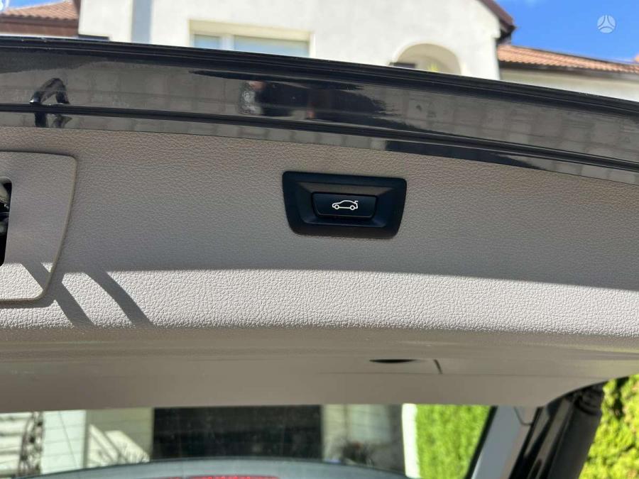 Melns BMW 320 2013 Biržai, ar dzinēja tilpumu 2.00 L un nobraukumu 305 tūkst. km par 5950 €, foto 14 vietnē AUTOMOTO.COM.LV