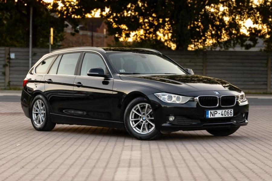Melns BMW 320 2013 Rīga, ar dzinēja tilpumu 2.00 L un nobraukumu 268 tūkst. km par 8900 €, foto 3 vietnē AUTOMOTO.COM.LV