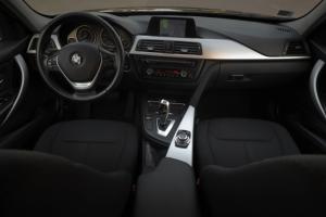 Melns BMW 320 2013 Rīga, ar dzinēja tilpumu 2.00 L un nobraukumu 268 tūkst. km par 8900 €, foto 8 vietnē AUTOMOTO.COM.LV