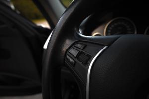 Melns BMW 320 2013 Rīga, ar dzinēja tilpumu 2.00 L un nobraukumu 268 tūkst. km par 8900 €, foto 13 vietnē AUTOMOTO.COM.LV
