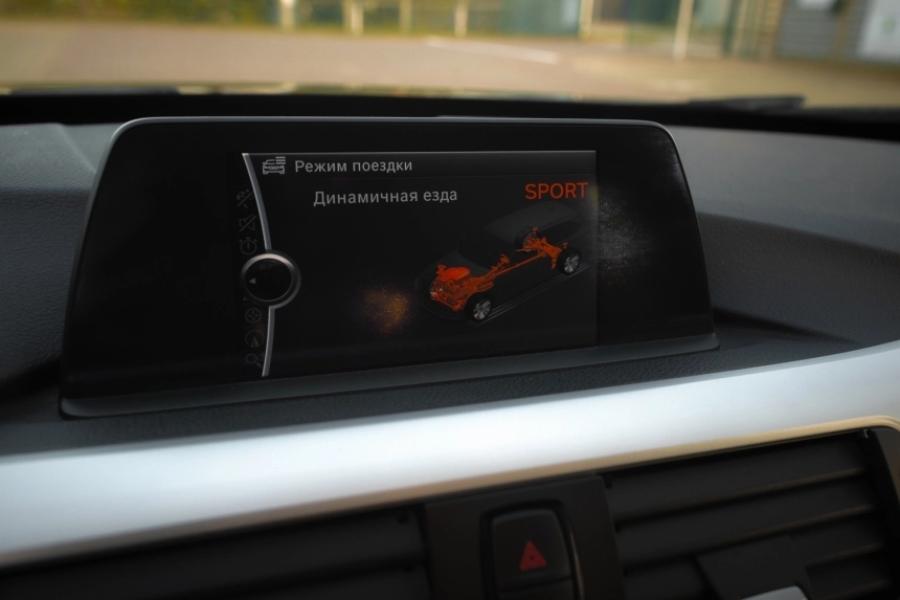 Melns BMW 320 2013 Rīga, ar dzinēja tilpumu 2.00 L un nobraukumu 268 tūkst. km par 8900 €, foto 16 vietnē AUTOMOTO.COM.LV