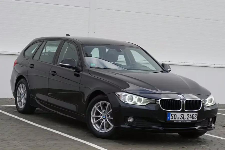 Melns BMW 320 2013 Rīga, ar dzinēja tilpumu 2.00 L un nobraukumu 237 tūkst. km par 7600 €, foto 3 vietnē AUTOMOTO.COM.LV
