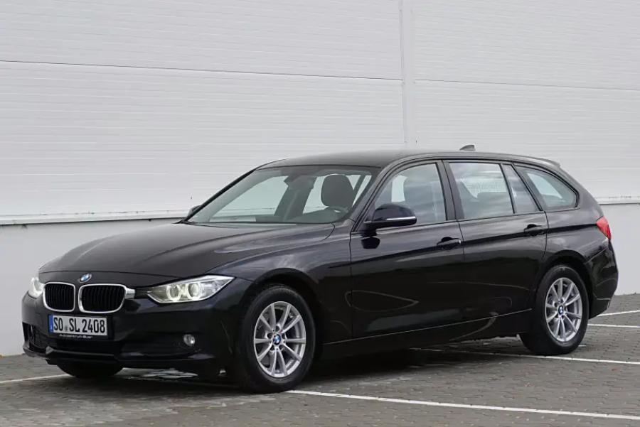 Melns BMW 320 2013 Rīga, ar dzinēja tilpumu 2.00 L un nobraukumu 237 tūkst. km par 7600 €, foto 5 vietnē AUTOMOTO.COM.LV