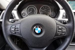 Melns BMW 320 2013 Rīga, ar dzinēja tilpumu 2.00 L un nobraukumu 237 tūkst. km par 7600 €, foto 19 vietnē AUTOMOTO.COM.LV