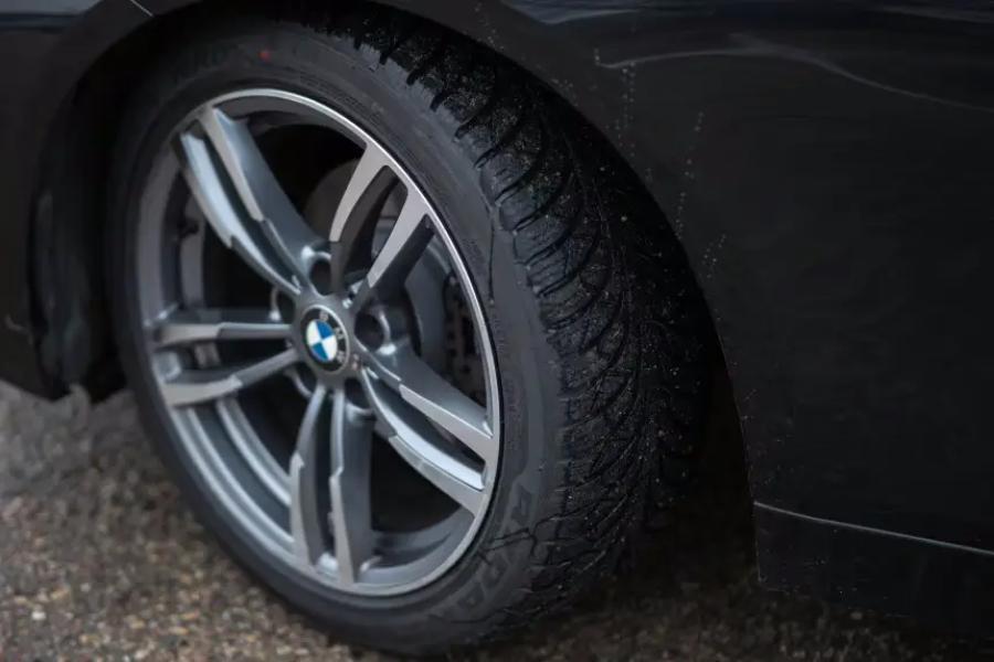 Melns BMW 320 2013 Liepāja, ar dzinēja tilpumu 2.00 L un nobraukumu 330 tūkst. km par 7850 €, foto 8 vietnē AUTOMOTO.COM.LV