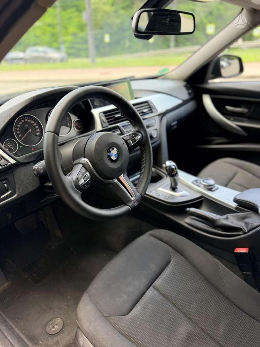 Melns BMW 320 2013 Kauņa, ar dzinēja tilpumu 2.00 L un nobraukumu 260 tūkst. km par 5600 €, foto 9 vietnē AUTOMOTO.COM.LV