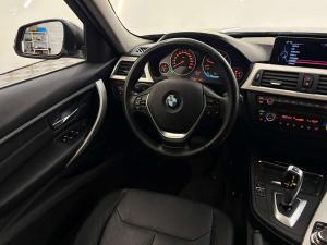 Melns BMW 320 2013 Marijampole, ar dzinēja tilpumu 2.00 L un nobraukumu 319 tūkst. km par 8750 €, foto 10 vietnē AUTOMOTO.COM.LV