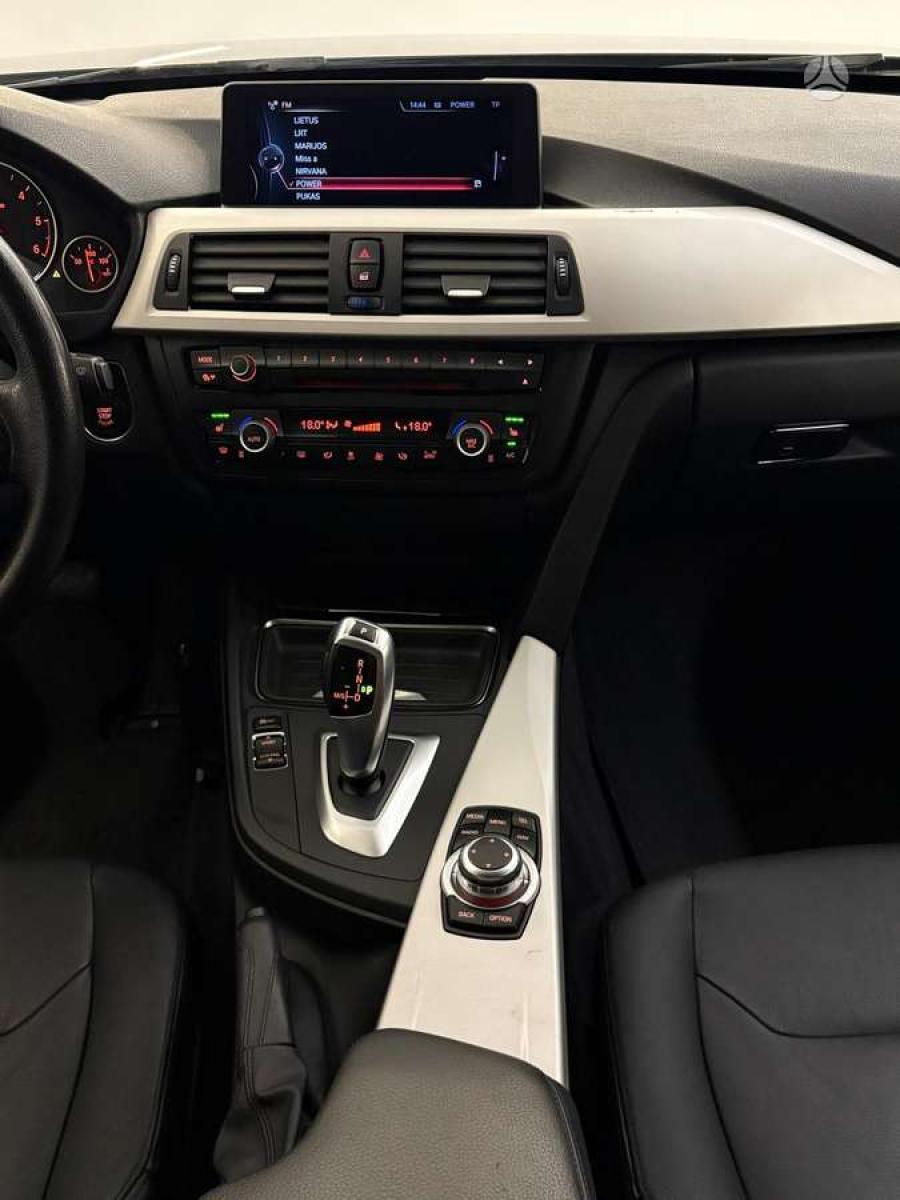 Melns BMW 320 2013 Marijampole, ar dzinēja tilpumu 2.00 L un nobraukumu 319 tūkst. km par 8750 €, foto 15 vietnē AUTOMOTO.COM.LV