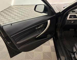 Melns BMW 320 2013 Marijampole, ar dzinēja tilpumu 2.00 L un nobraukumu 319 tūkst. km par 8750 €, foto 20 vietnē AUTOMOTO.COM.LV