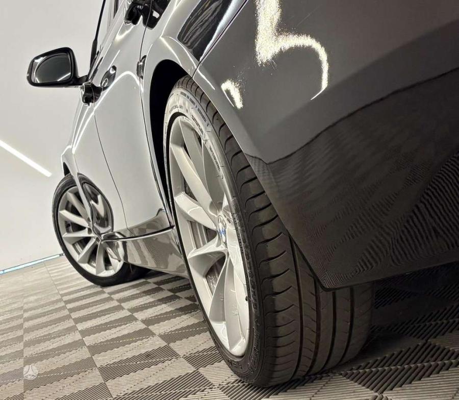Melns BMW 320 2013 Marijampole, ar dzinēja tilpumu 2.00 L un nobraukumu 319 tūkst. km par 8750 €, foto 22 vietnē AUTOMOTO.COM.LV