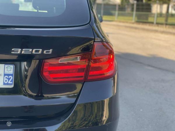 Melns BMW 320 2013 Tauragė, ar dzinēja tilpumu 2.00 L un nobraukumu 307 tūkst. km par 4800 €, foto 4 vietnē AUTOMOTO.COM.LV