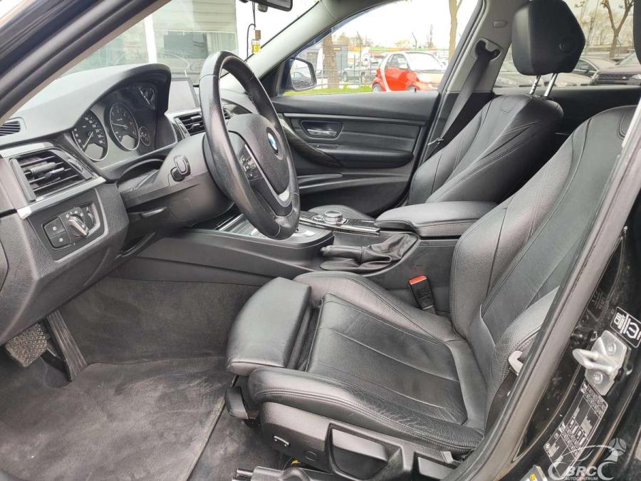 Melns BMW 320 2013 Klaipėda, ar dzinēja tilpumu 2.00 L un nobraukumu 354 tūkst. km par 7000 €, foto 22 vietnē AUTOMOTO.COM.LV
