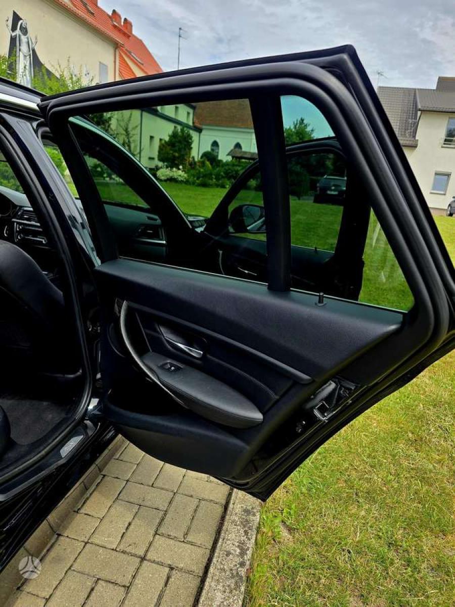 Melns BMW 320 2013 Marijampole, ar dzinēja tilpumu 2.00 L un nobraukumu 290 tūkst. km par 6750 €, foto 26 vietnē AUTOMOTO.COM.LV