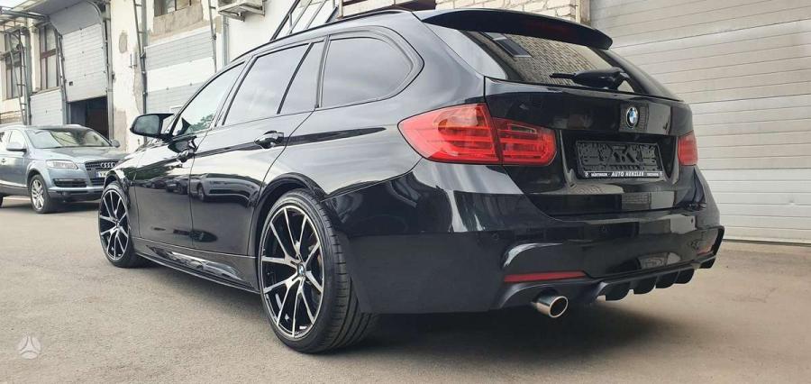 Black BMW 320 2013 in Kaunas, with an engine capacity of 2.00 L and mileage of 232 thousand km for 9650 €, photo 12 on AUTOMOTO.COM.LV