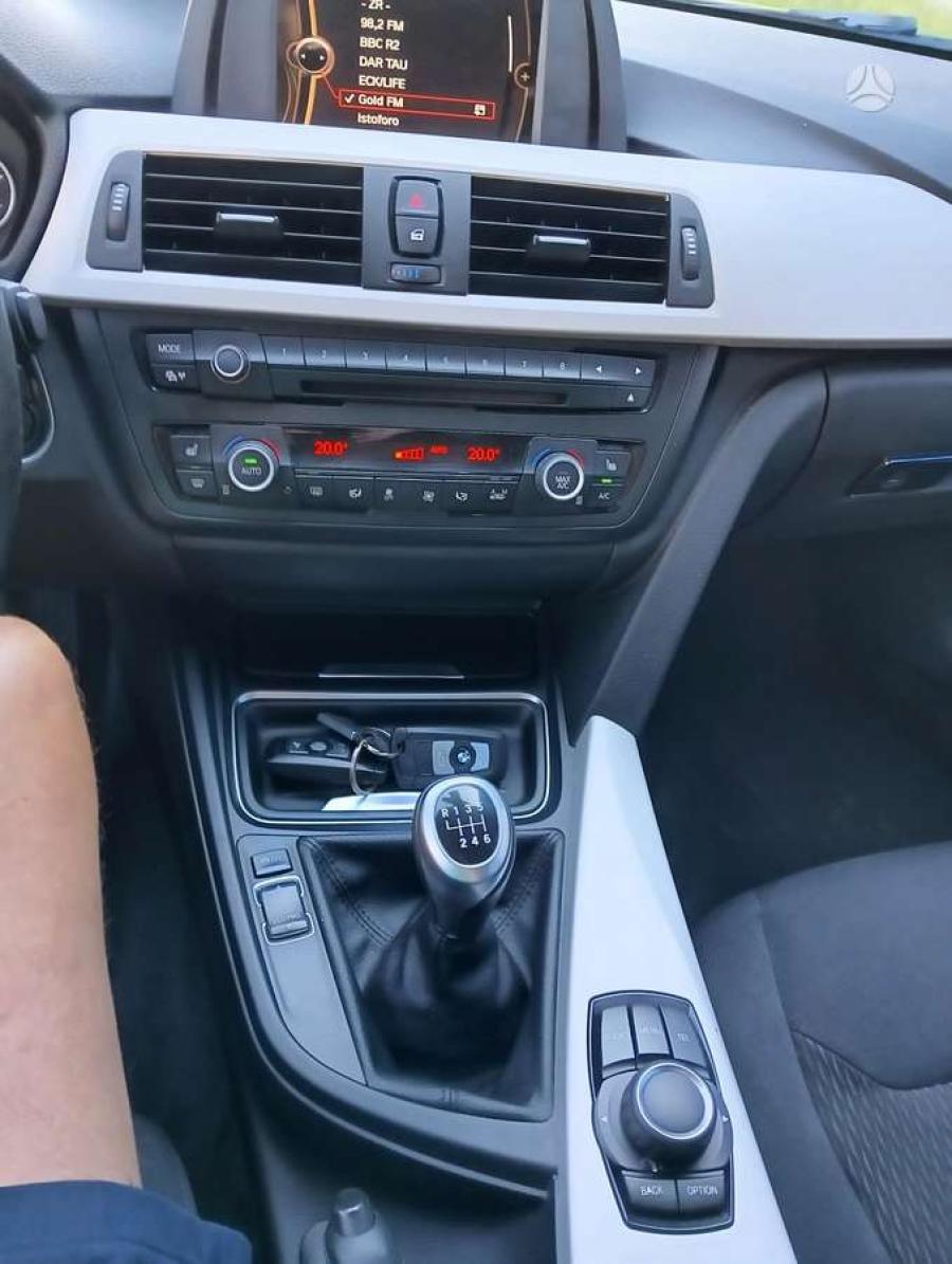 Black BMW 320 2013 in Taurage, with an engine capacity of 2.00 L and mileage of 300 thousand km for 4850 €, photo 24 on AUTOMOTO.COM.LV