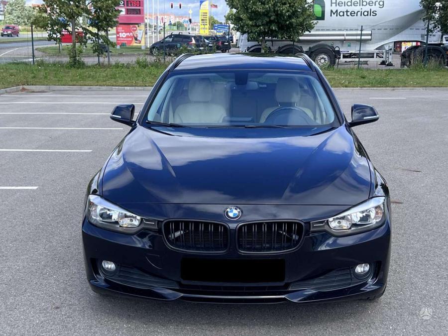 Black BMW 320 2013 in Klaipeda, with an engine capacity of 2.00 L and mileage of 340 thousand km for 6499 €, photo 4 on AUTOMOTO.COM.LV