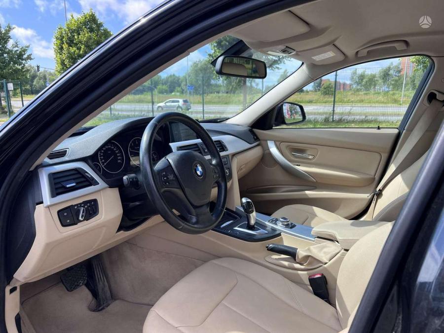 Black BMW 320 2013 in Klaipeda, with an engine capacity of 2.00 L and mileage of 340 thousand km for 6499 €, photo 12 on AUTOMOTO.COM.LV