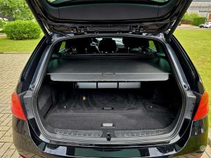 Black BMW 320 2013 in Marijampole, with an engine capacity of 2.00 L and mileage of 290 thousand km for 6750 €, photo 27 on AUTOMOTO.COM.LV