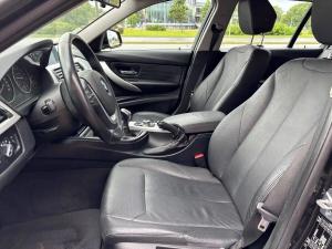 Melns BMW 320 2013 Rīga, ar dzinēja tilpumu 2.00 L un nobraukumu 190 tūkst. km par 7950 €, foto 9 vietnē AUTOMOTO.COM.LV