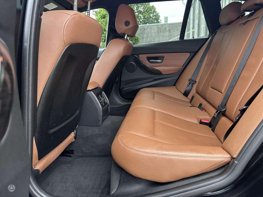 Black BMW 320 2013 in Kaisiadorys, with an engine capacity of 2.00 L and mileage of 248 thousand km for 7750 €, photo 23 on AUTOMOTO.COM.LV