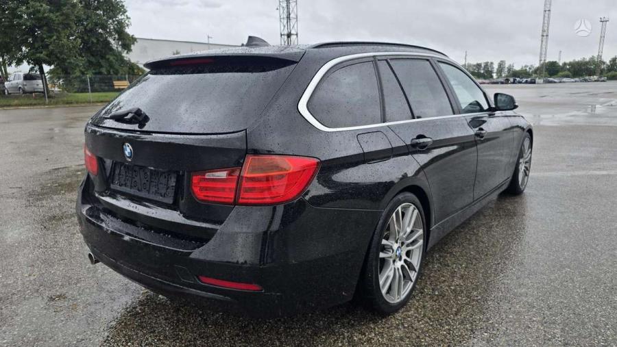 Melns BMW 320 2013 Marijampole, ar dzinēja tilpumu 2.00 L un nobraukumu 305 tūkst. km par 6499 €, foto 5 vietnē AUTOMOTO.COM.LV