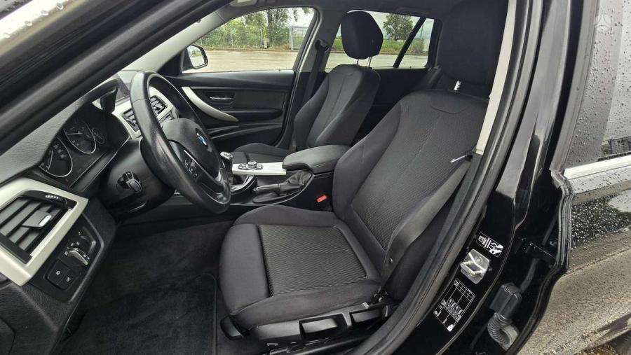 Melns BMW 320 2013 Marijampole, ar dzinēja tilpumu 2.00 L un nobraukumu 305 tūkst. km par 6499 €, foto 13 vietnē AUTOMOTO.COM.LV