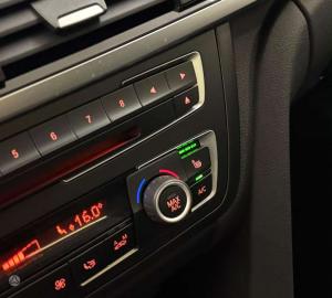 Melns BMW 320 2013 Marijampole, ar dzinēja tilpumu 2.00 L un nobraukumu 220 tūkst. km par 9650 €, foto 11 vietnē AUTOMOTO.COM.LV