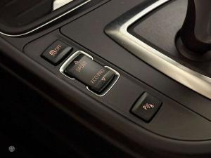 Melns BMW 320 2013 Marijampole, ar dzinēja tilpumu 2.00 L un nobraukumu 220 tūkst. km par 9650 €, foto 14 vietnē AUTOMOTO.COM.LV