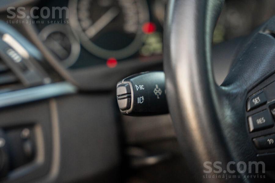 Melns BMW 320 2013 Rīga, ar dzinēja tilpumu 2.00 L un nobraukumu 261 tūkst. km par 8990 €, foto 16 vietnē AUTOMOTO.COM.LV