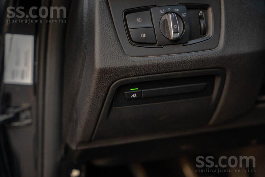 Melns BMW 320 2013 Rīga, ar dzinēja tilpumu 2.00 L un nobraukumu 261 tūkst. km par 8990 €, foto 19 vietnē AUTOMOTO.COM.LV