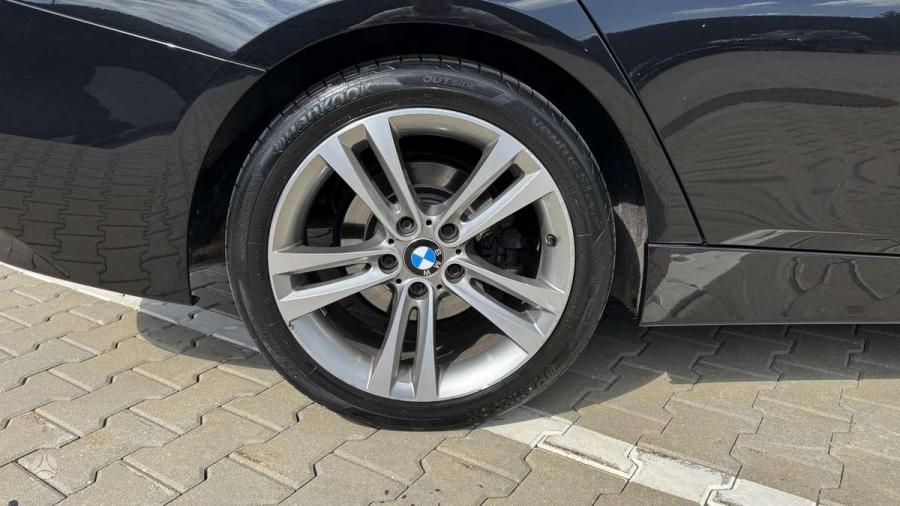 Melns BMW 320 2013 Viļņa, ar dzinēja tilpumu 2.00 L un nobraukumu 194 tūkst. km par 8990 €, foto 12 vietnē AUTOMOTO.COM.LV