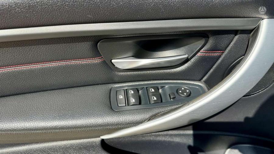Melns BMW 320 2013 Viļņa, ar dzinēja tilpumu 2.00 L un nobraukumu 194 tūkst. km par 8990 €, foto 15 vietnē AUTOMOTO.COM.LV