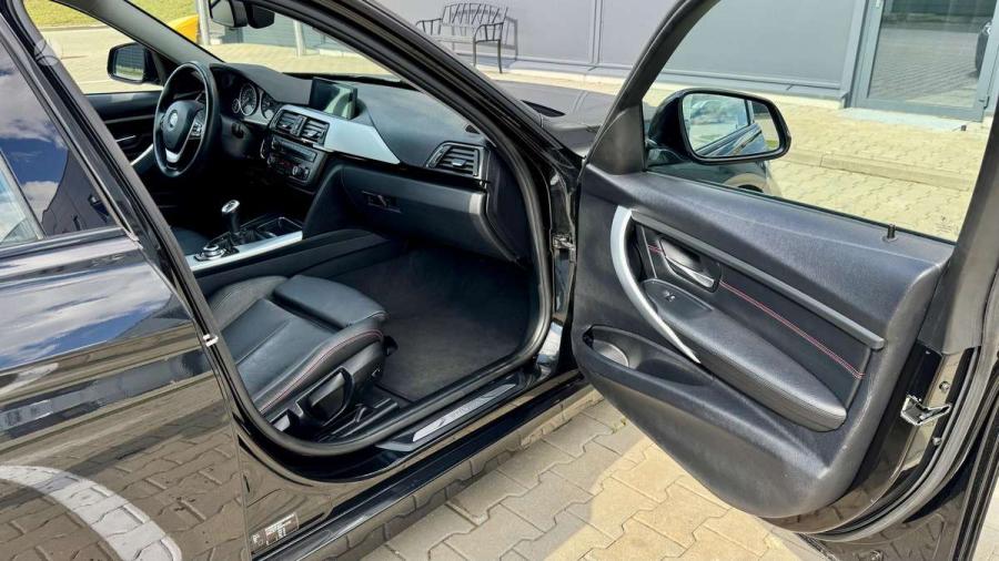 Melns BMW 320 2013 Viļņa, ar dzinēja tilpumu 2.00 L un nobraukumu 194 tūkst. km par 8990 €, foto 20 vietnē AUTOMOTO.COM.LV