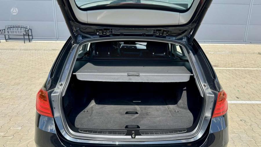 Melns BMW 320 2013 Viļņa, ar dzinēja tilpumu 2.00 L un nobraukumu 194 tūkst. km par 8990 €, foto 29 vietnē AUTOMOTO.COM.LV