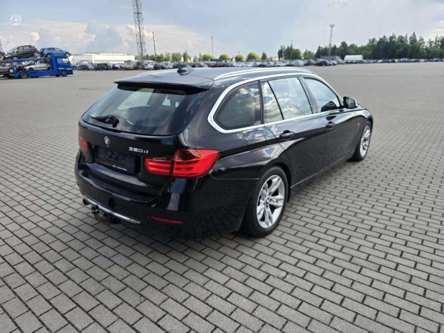 Black BMW 320 2013 in Marijampole, with an engine capacity of 2.00 L and mileage of 319 thousand km for 7750 €, photo 6 on AUTOMOTO.COM.LV