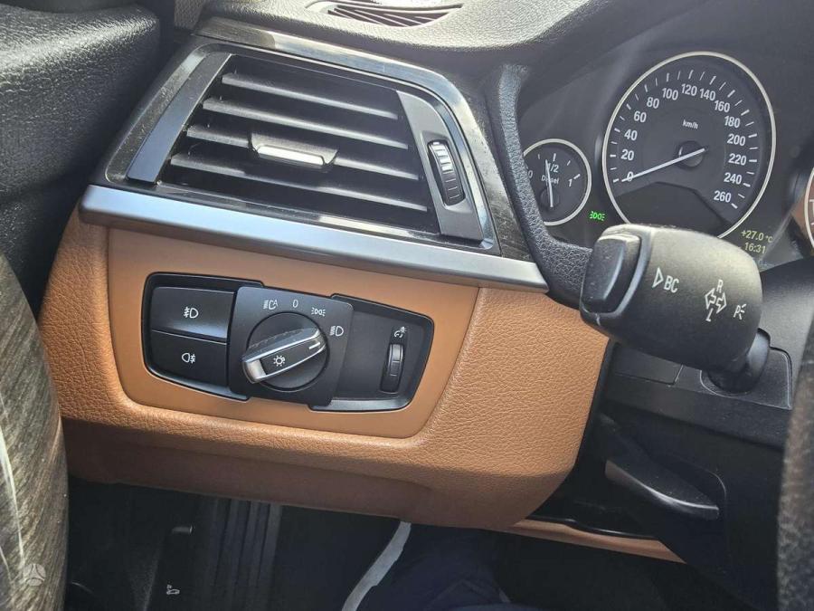 Black BMW 320 2013 in Marijampole, with an engine capacity of 2.00 L and mileage of 319 thousand km for 7750 €, photo 32 on AUTOMOTO.COM.LV