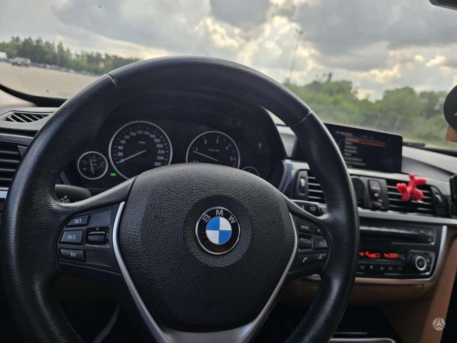 Black BMW 320 2013 in Marijampole, with an engine capacity of 2.00 L and mileage of 319 thousand km for 7750 €, photo 33 on AUTOMOTO.COM.LV