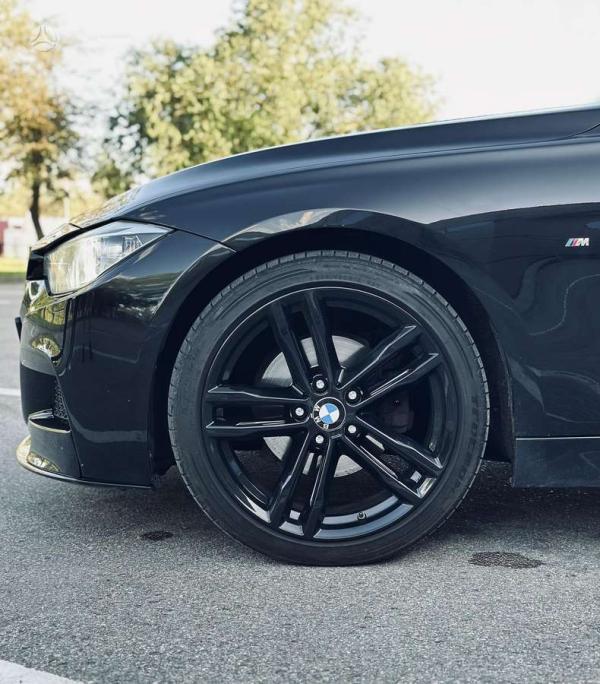 Melns BMW 320 2013 Šauļi, ar dzinēja tilpumu 2.00 L un nobraukumu 297 tūkst. km par 9300 €, foto 6 vietnē AUTOMOTO.COM.LV