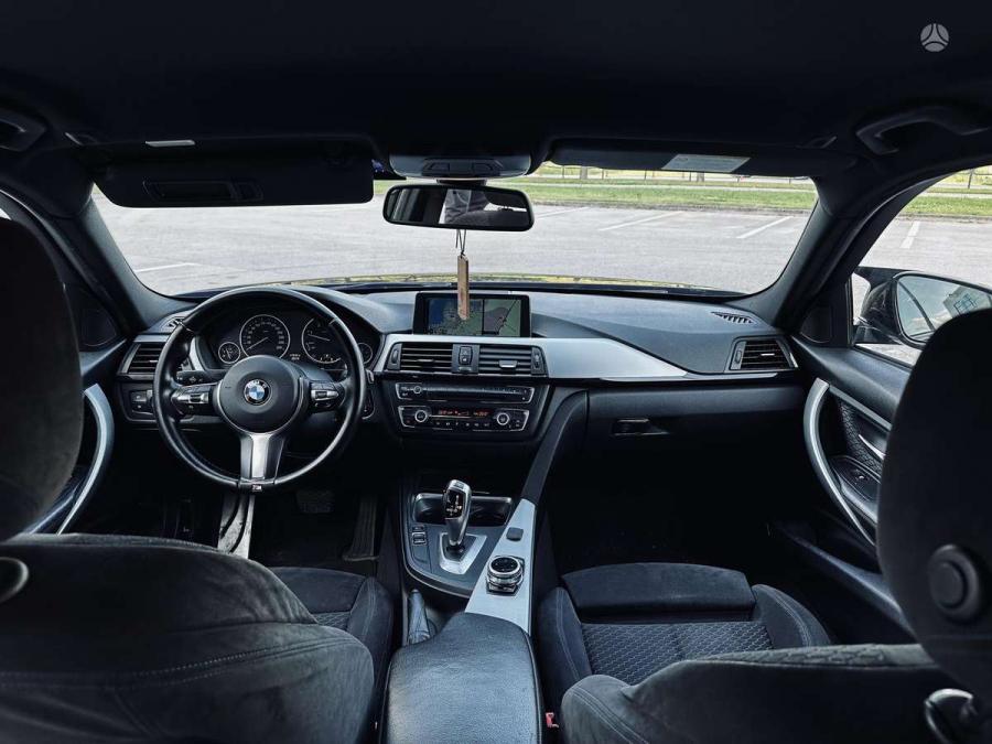 Melns BMW 320 2013 Šauļi, ar dzinēja tilpumu 2.00 L un nobraukumu 297 tūkst. km par 9300 €, foto 9 vietnē AUTOMOTO.COM.LV
